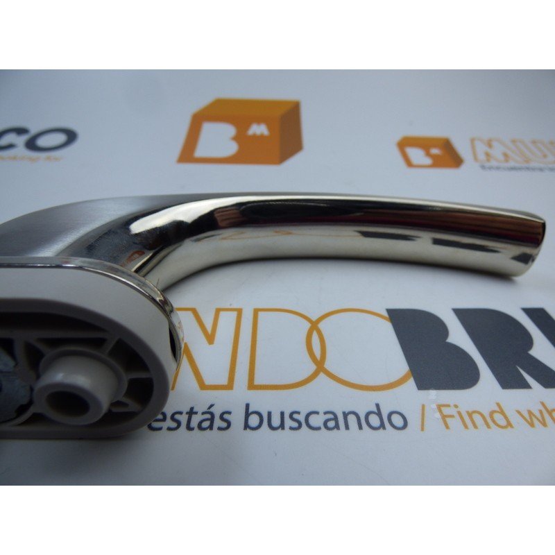 Manillas con llave para ventanas de PVC y puertas en color inox